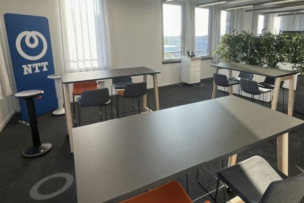 Technology Solutions for intelligent workplaces| NTT DATA