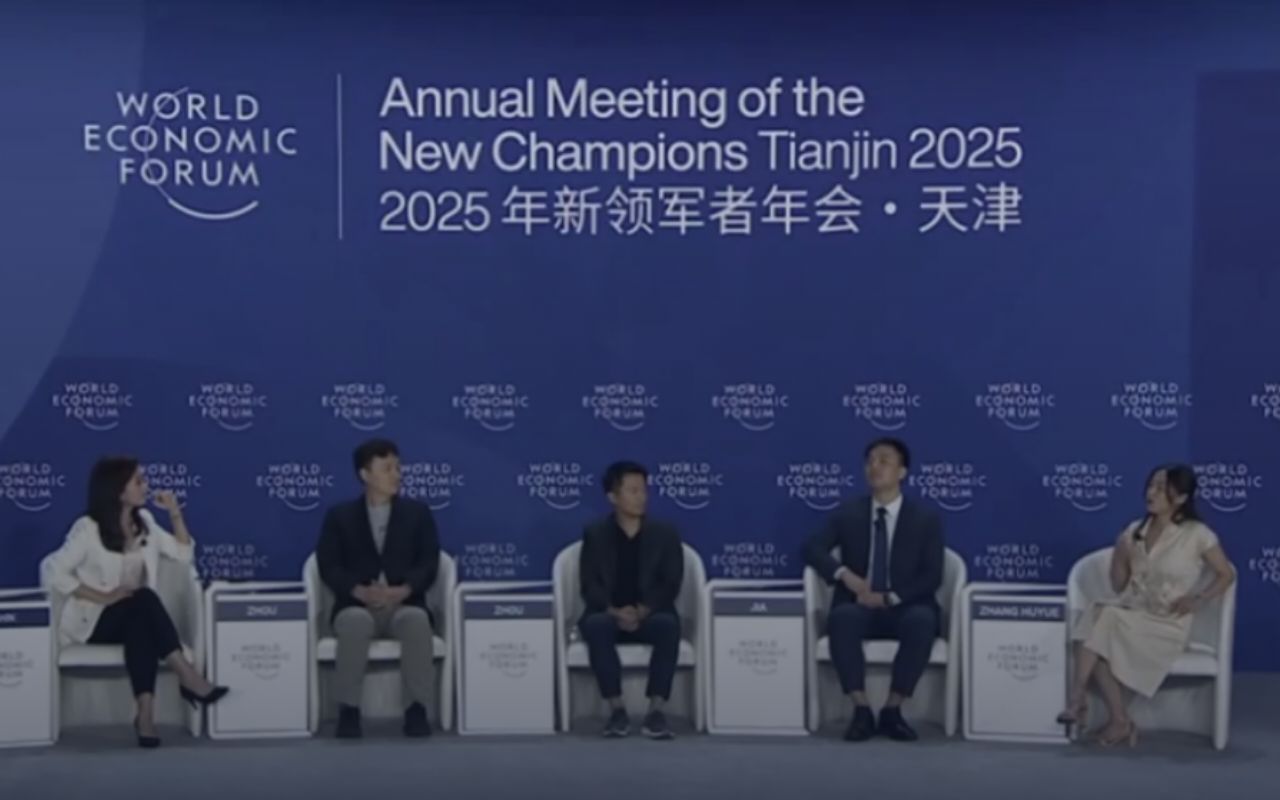 The World Economic Forum, Davos 2025 | NTT DATA