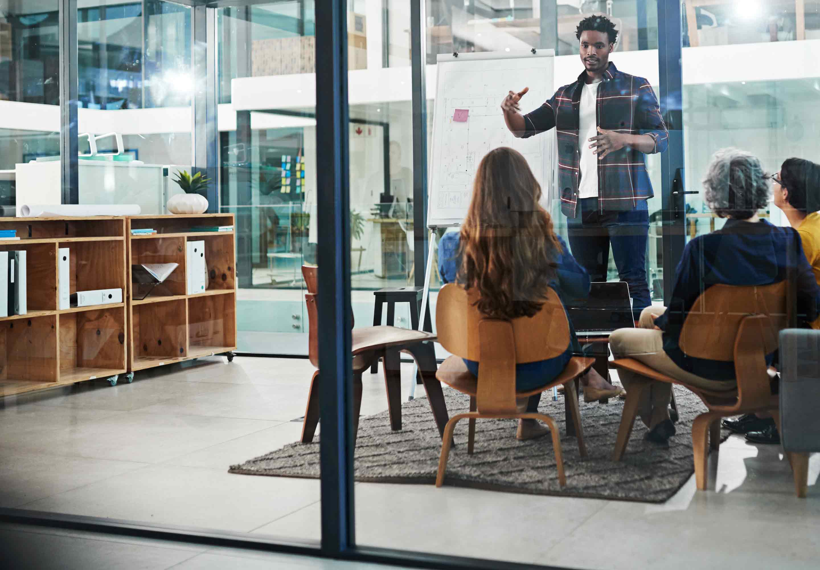 Designing a hybrid workplace for employee success | NTT