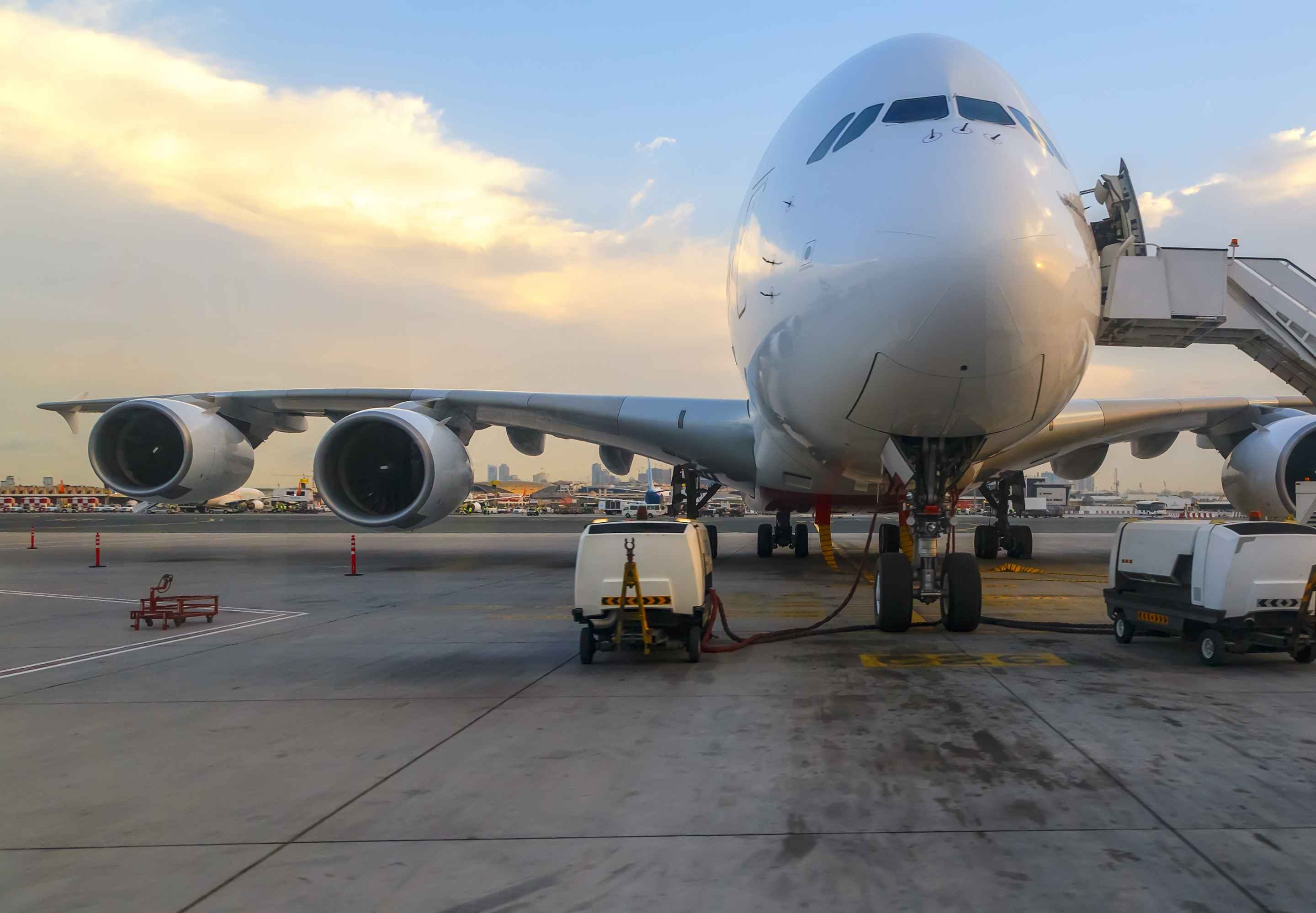 How private 5G benefits airports and seaports | NTT DATA