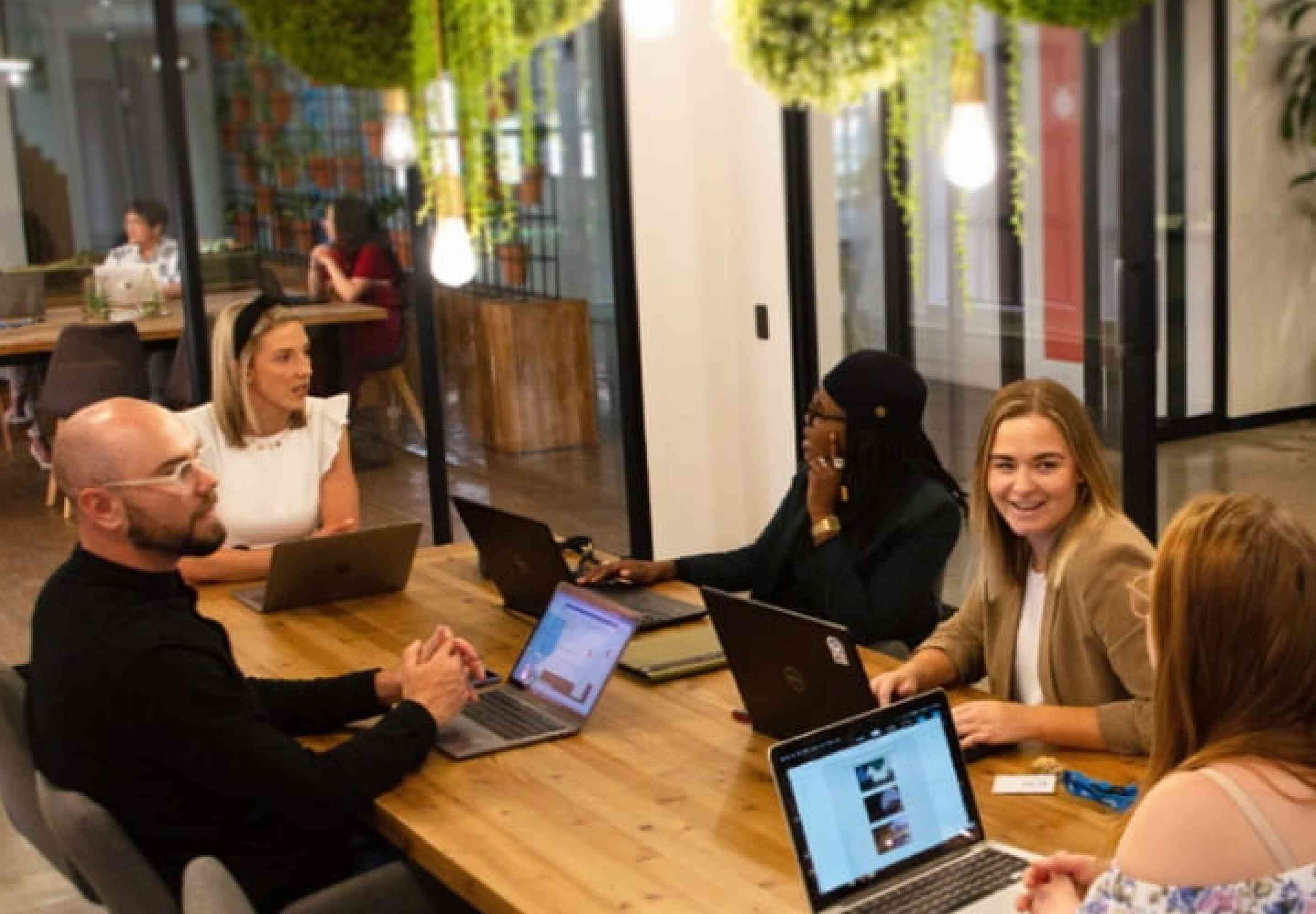 How the hybrid workplace is reshaping enterprise networks | NTT