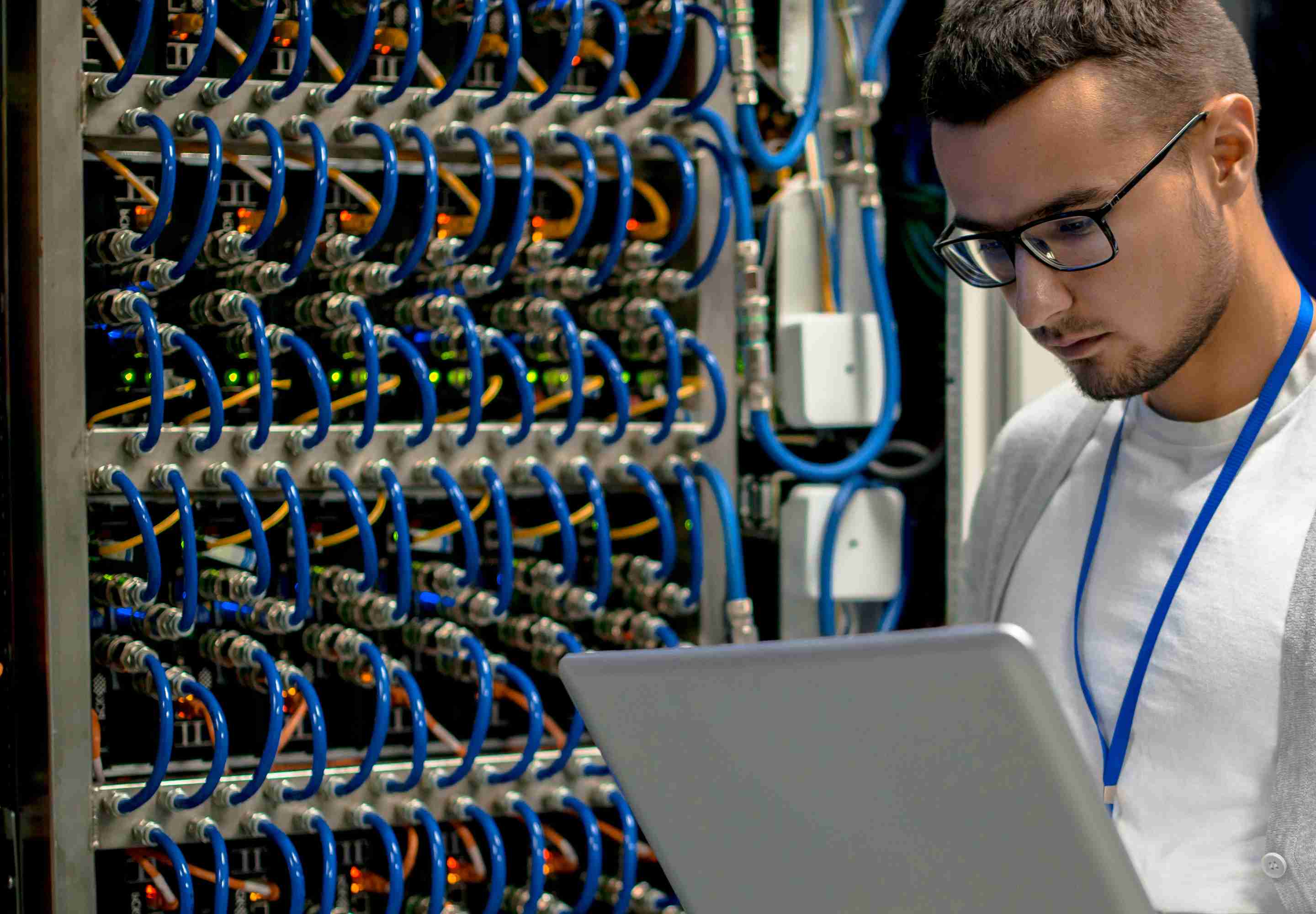 Networks: the glue that holds it all together | NTT DATA